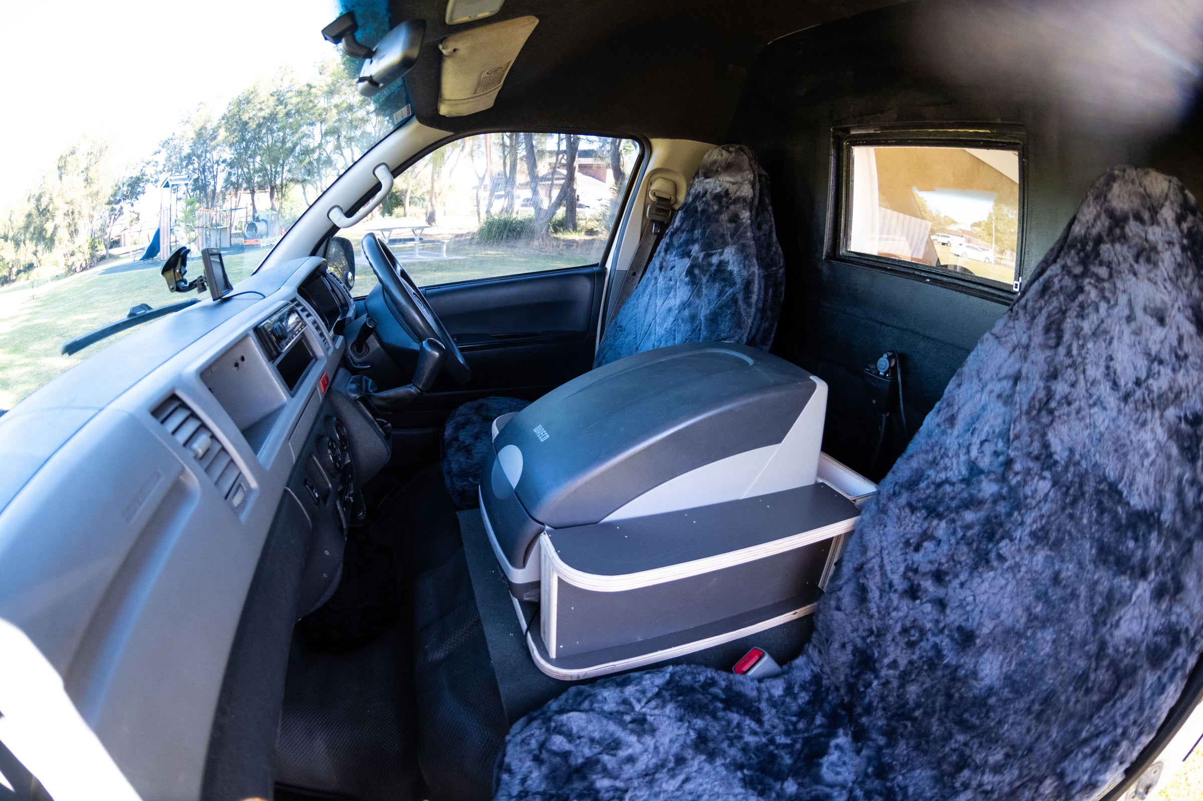 Toyota Hiace Van Fitout | Dogged Campers