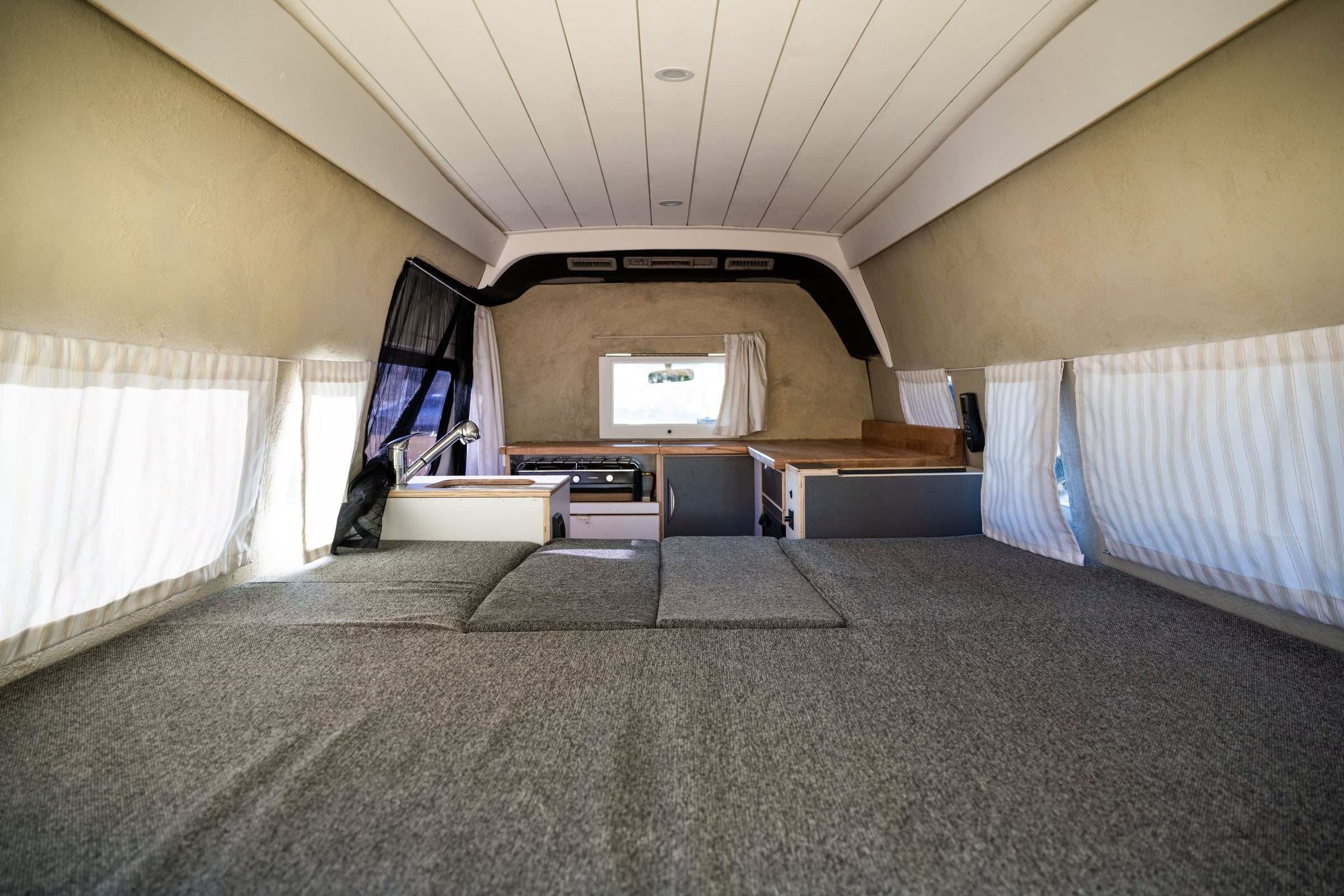 Toyota Hiace Van Fitout | Dogged Campers